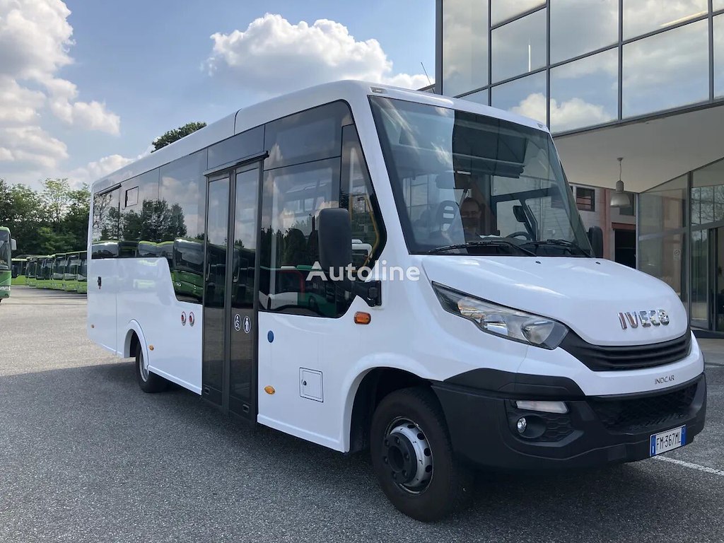 Prodaje se Indcar Mobi putnički minibus na aukciji