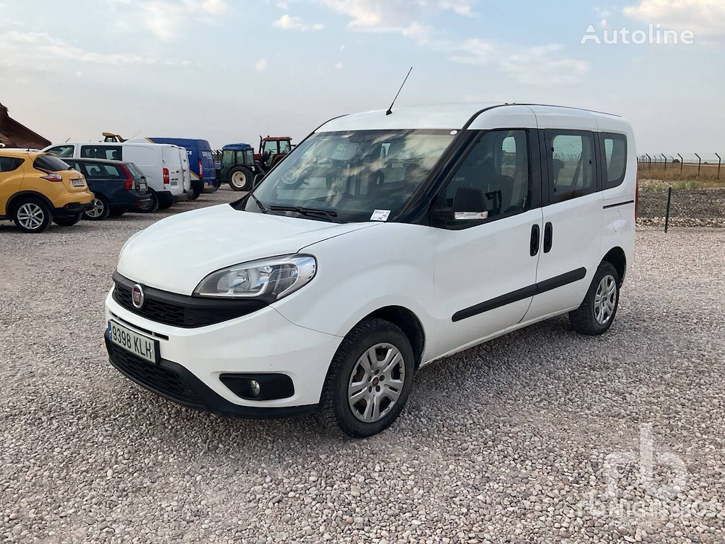 Prodaje se FIAT DOBLO 4x2 5-Seat krosover na aukciji