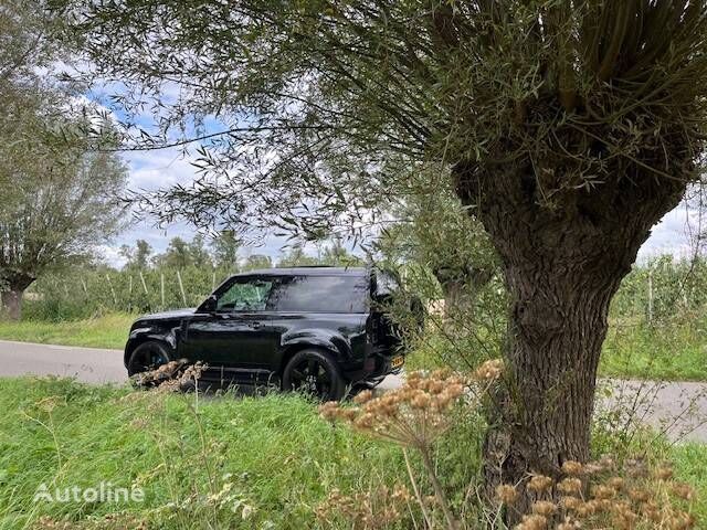 Land Rover Defender James Bond limitededition 1/300 very rare terenac