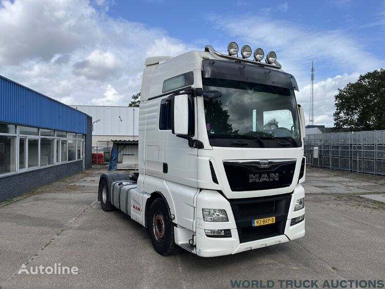 Prodaje se MAN TGX XXL D20 18.440 | Automatic gearbox | 2x Tank | Euro 6 | Semi tegljač na aukciji