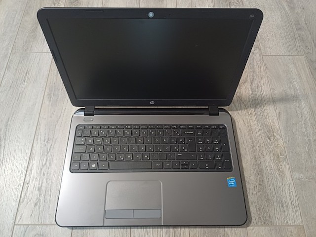 Laptop HP 250 G3 , ocuvan