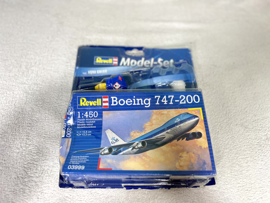 Revell Boing 747 maketa NOVO