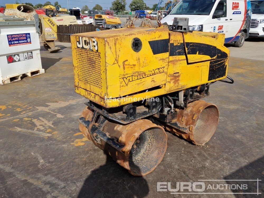 Prodaje se JCB VM1500 kompaktor na aukciji