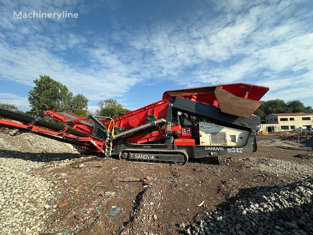 Sandvik QE342 mobilna postrojenje za drobljenje