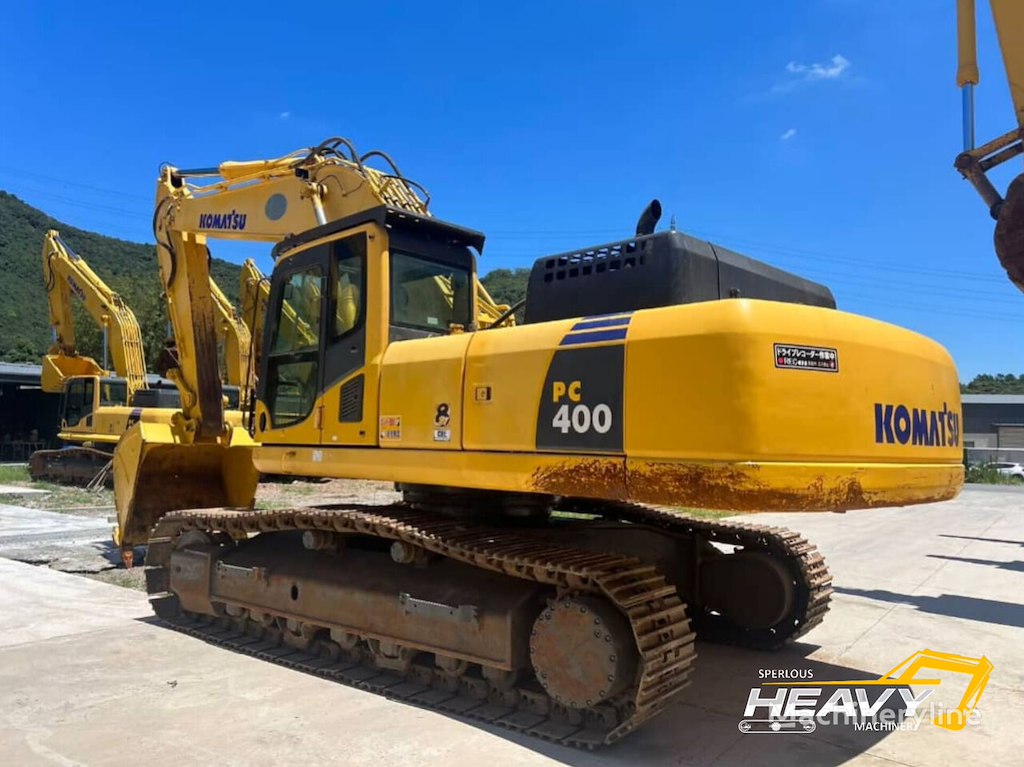 Komatsu PC400-8 bager na šinama