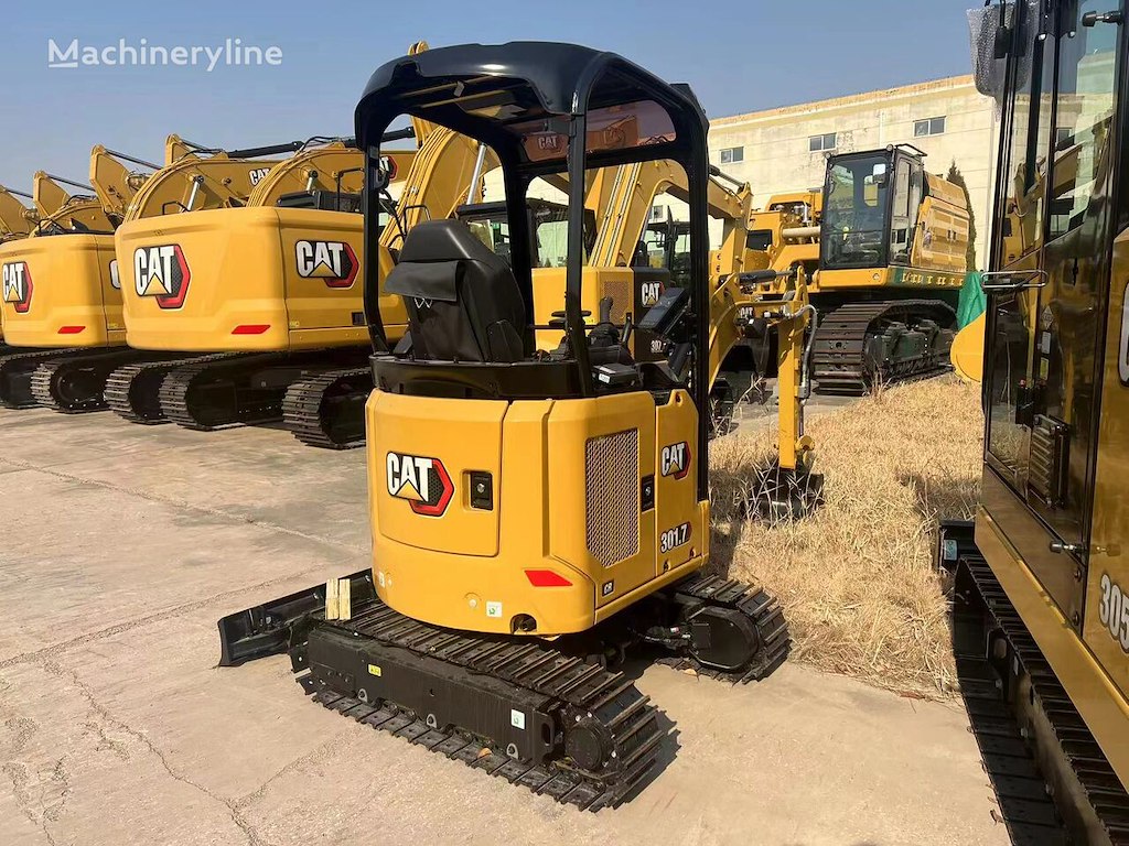 Novi Caterpillar 301.7 New mini bager