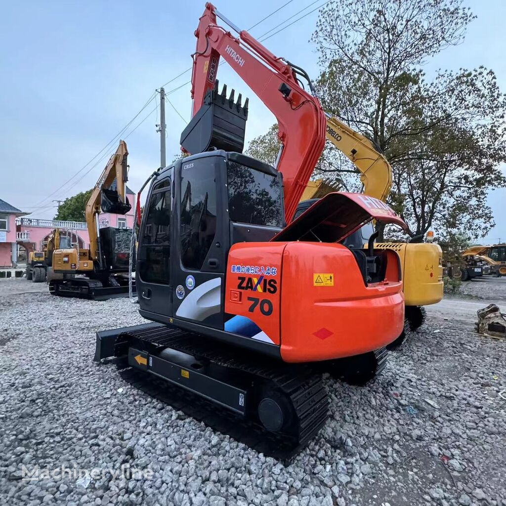 Hitachi ZX70 bager guseničar