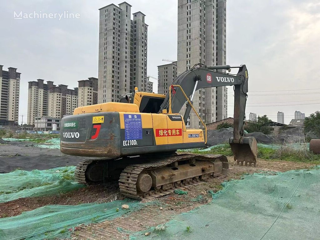 Volvo EC210D bager guseničar