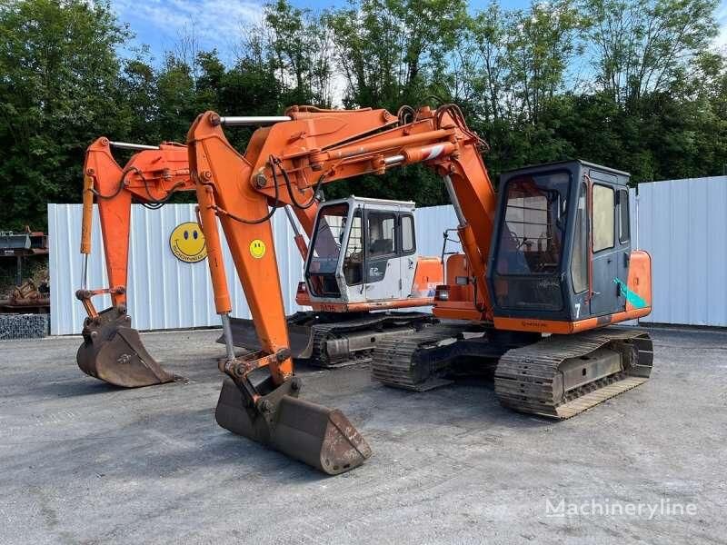 Hitachi EX60+EX60=28900 bager guseničar