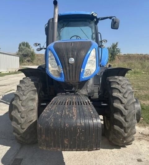 New Holland T8.390 traktor točkaš