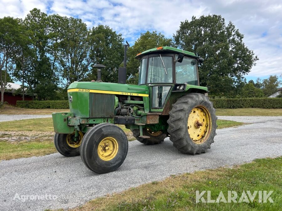 Prodaje se John Deere 4230 traktor točkaš na aukciji