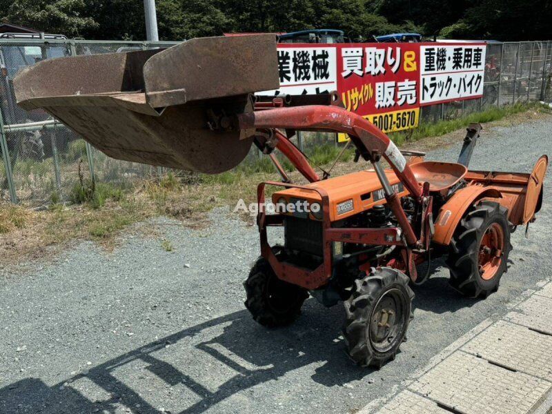 Kubota TRACTOR(Kubota) mototraktor