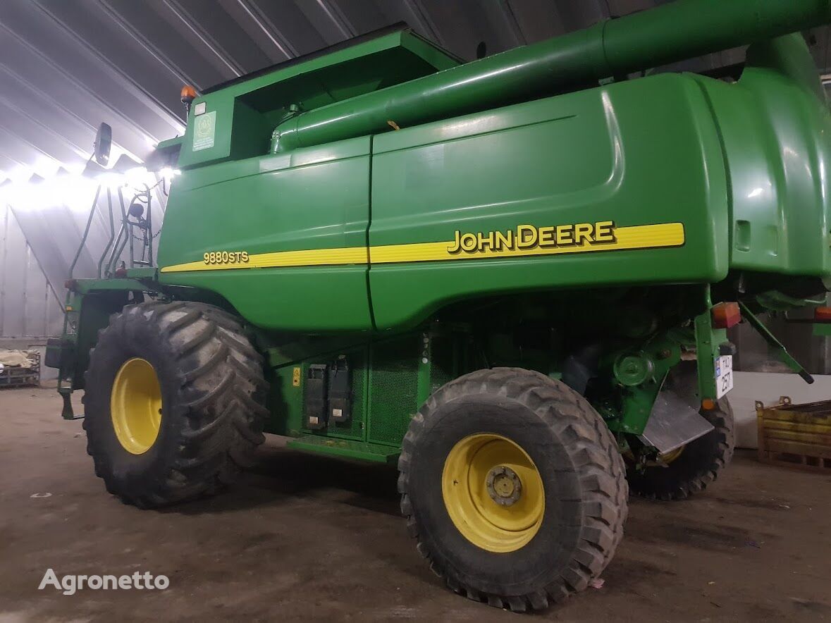 John Deere 9880 STS kombajn za žito