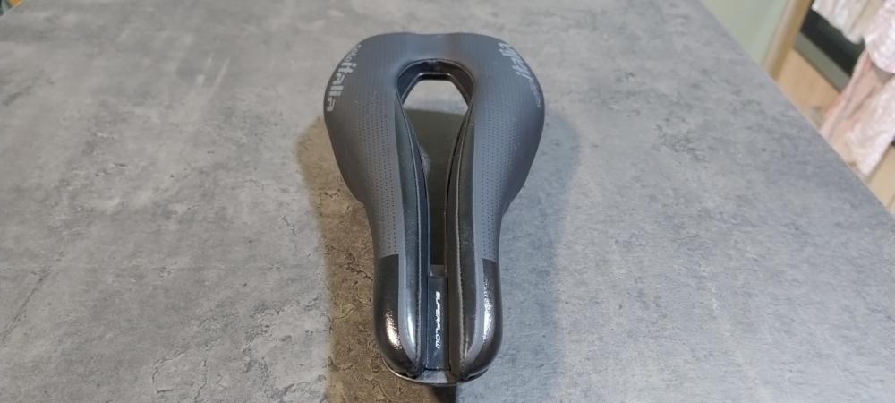 Selle Italia WATT Gel Superflow Saddle