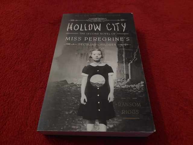 Hollow city Miss peregrine`s BEST SELLER