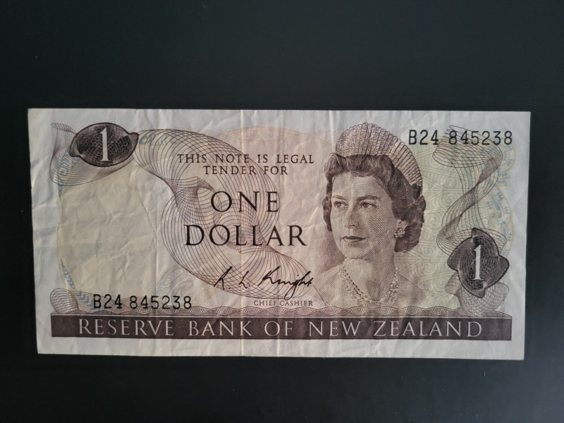 NOVI ZELAND, 1 Dolar, 1967-1981, F