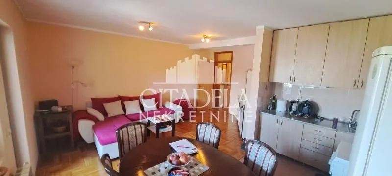 Izdavanje, dvosoban stan, 58m2, Žarkovo, Beograd