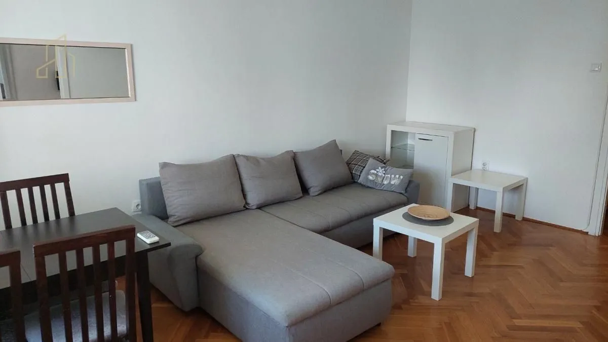 Izdavanje, jednosoban stan, 48m2, Đeram Pijaca, Beograd