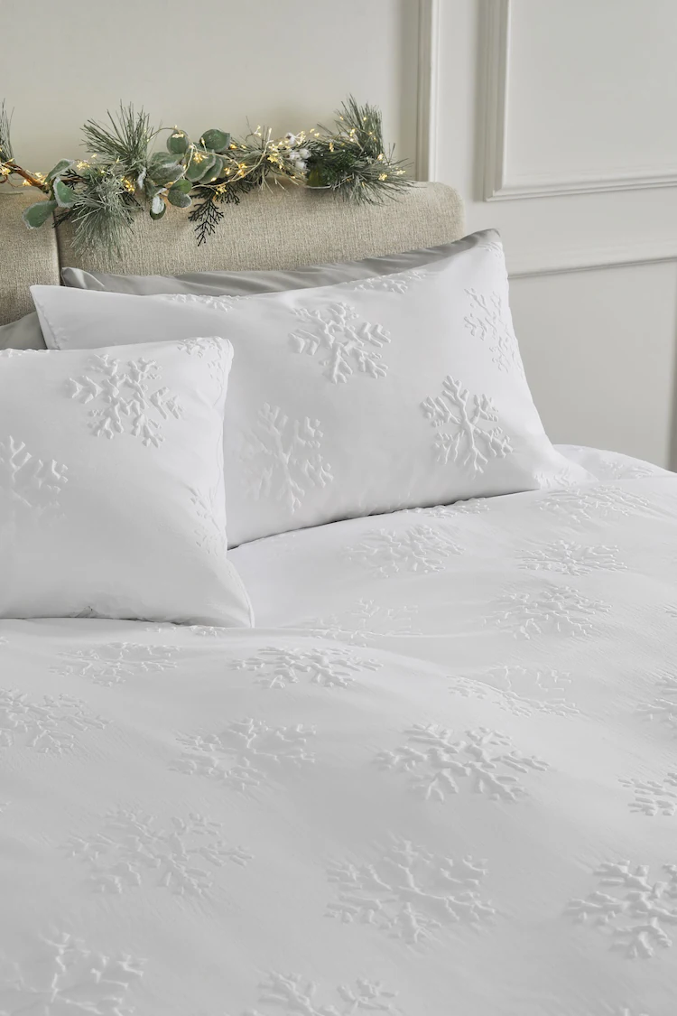 White Snowflake Embossed Duvet Cover and Pillowcase Set