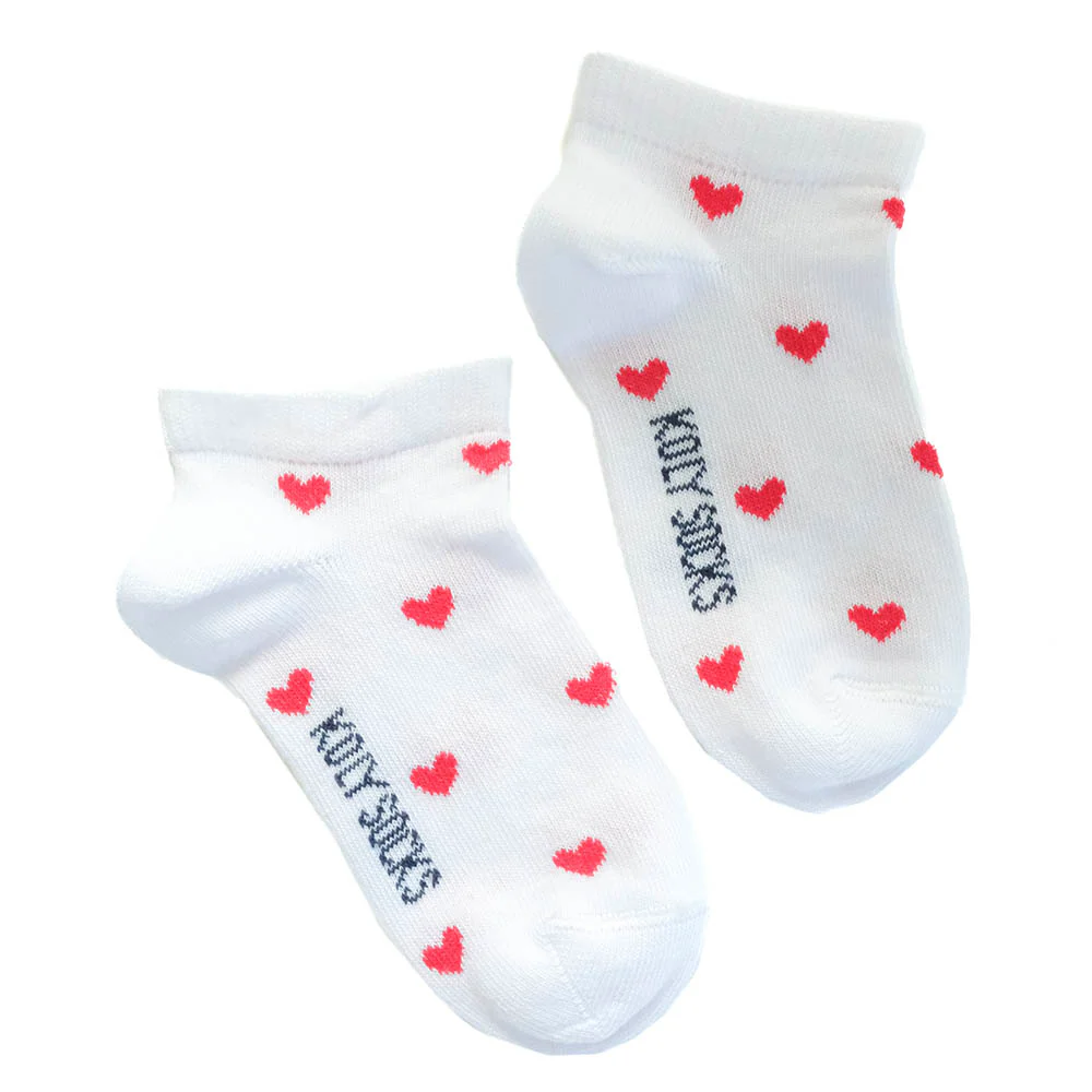 Girls white ankle socks with hearts
Girls white ankle socks with hearts