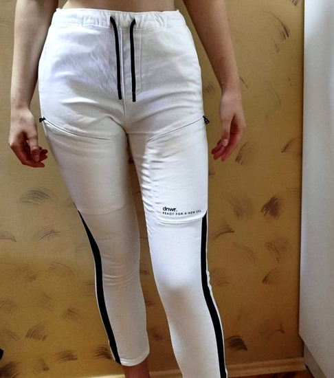 Zara pantalone