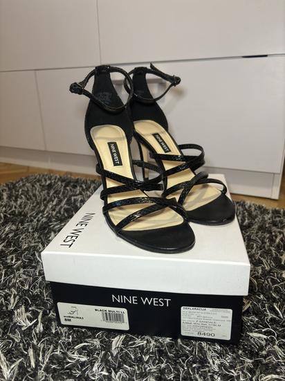 NOVE Nine West crne sandale stikle 9cm