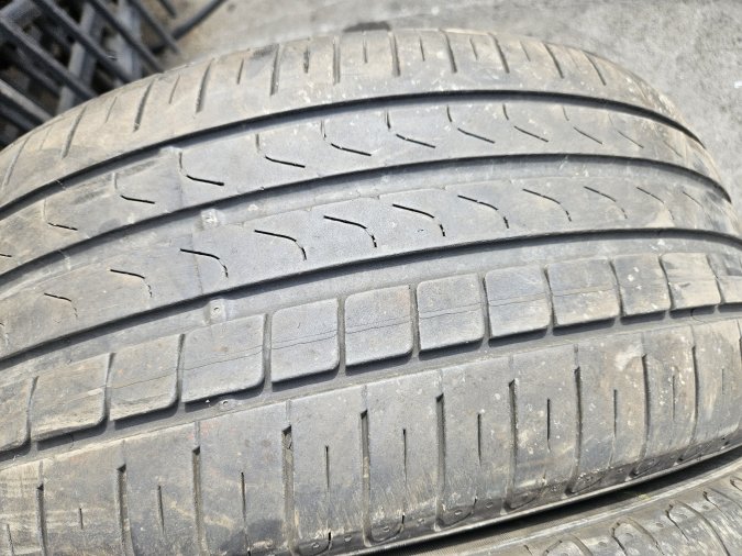 225/45 R18 Pireli