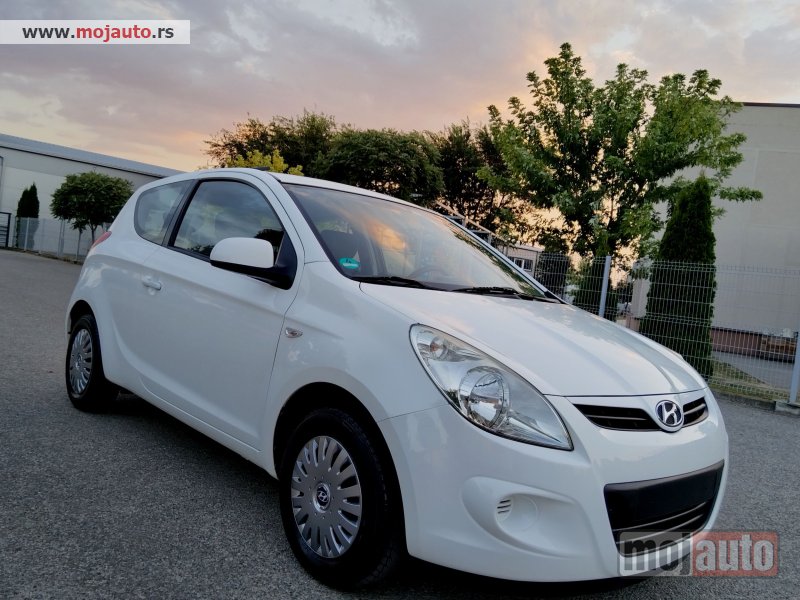 Hyundai i20 1,2 BENZIN