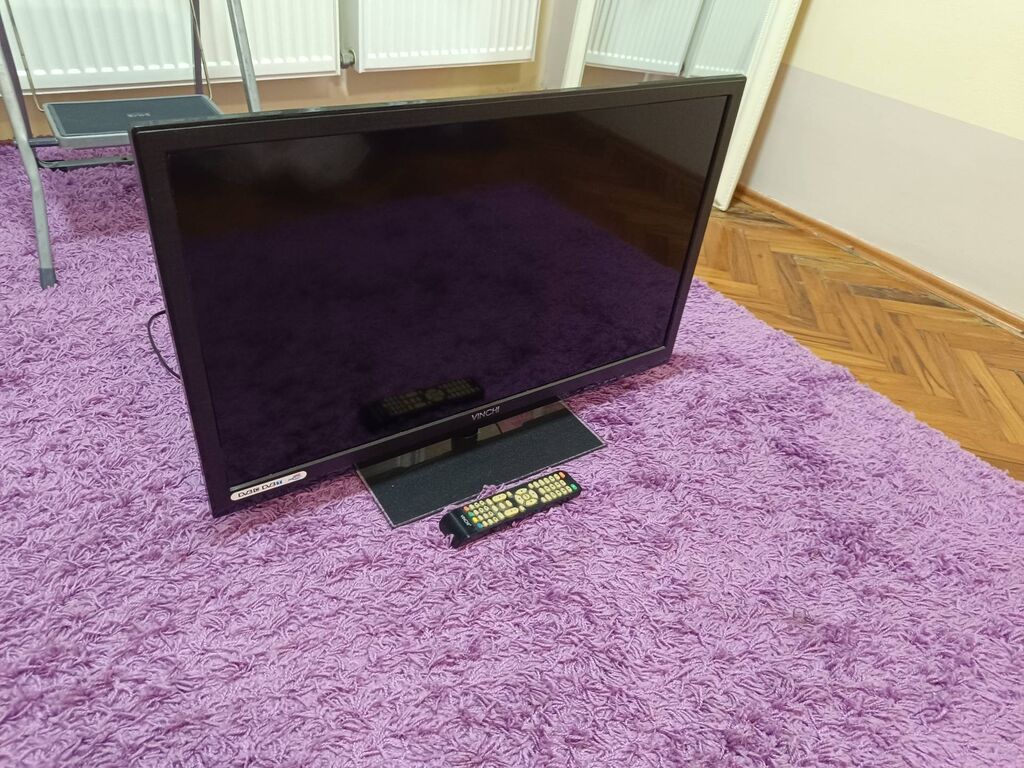 Led TV 32" Vinchi potpuno ispravan bez ostecenja.Moze licno