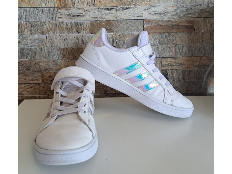 Adidas patike vel. 34