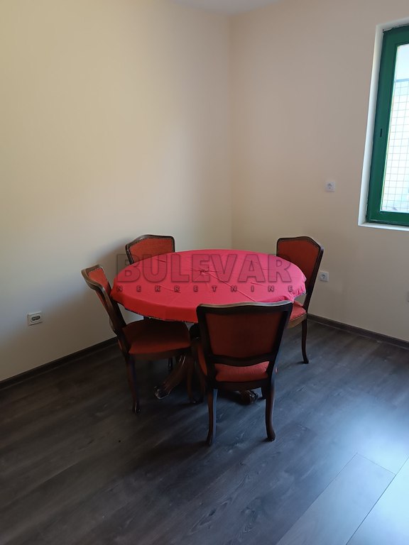 Jednosoban stan, 45 m2, Centar, Mačvanska ID: i-012246