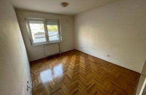 Prodajem Stan-Apartman, Grbavica