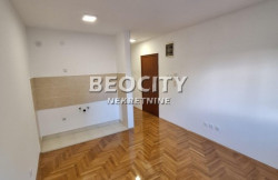 Novi Sad, Liman 4, Bulevar Cara Lazara , 0.5, 20m2, 65000EUR