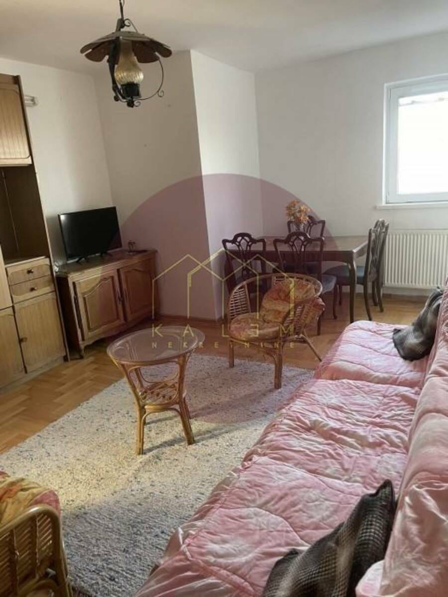 Rakovica, Petlovo brdo, 1.5 stan, 44m2, 96000 EUR