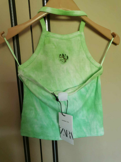 Zara zeleni cut out rebrasti top S/M/11-12