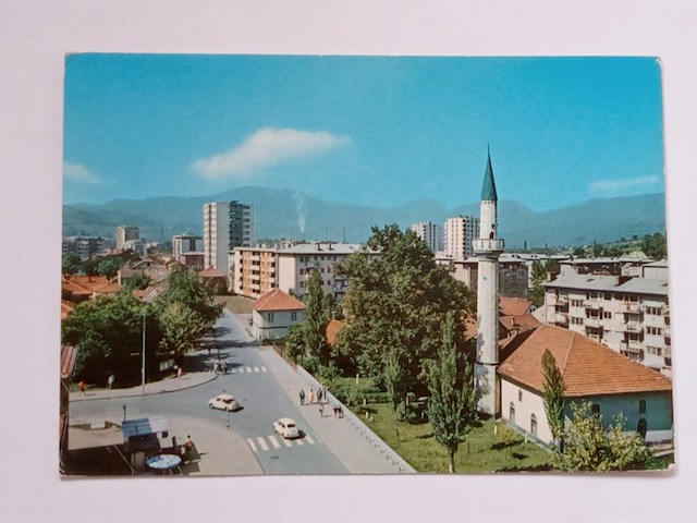 Zenica - Džamija - Automobili Fića - Bosna - Putovala