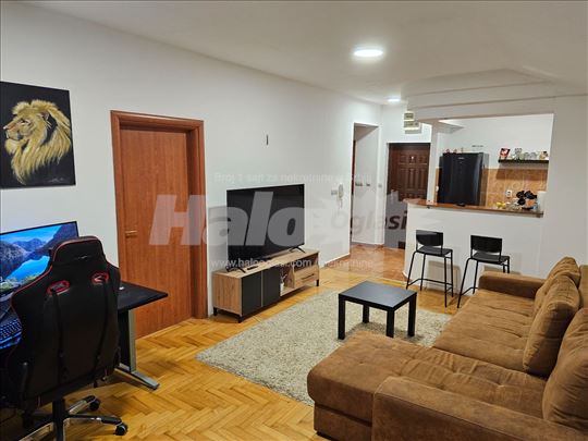 Hitno Lazarevac centar - na prodaju stan 61m2