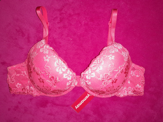 Yamamay roze cipka push up 85B/90B NOVO!