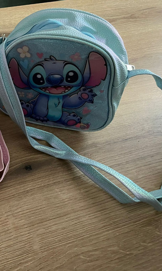 Stitch svetleća plava torbica - novo