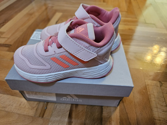 Adidas patike roze 21 broj