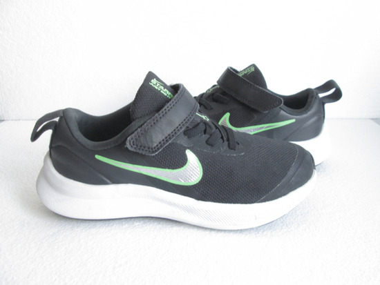 PATIKE "NIKE STAR RUNNER" 33 KAO NOVE