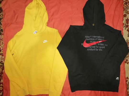 NIke original 158/170 nekorišćeno