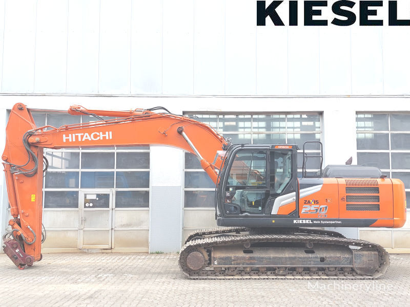 Hitachi ZX250LCN-7 bager guseničar