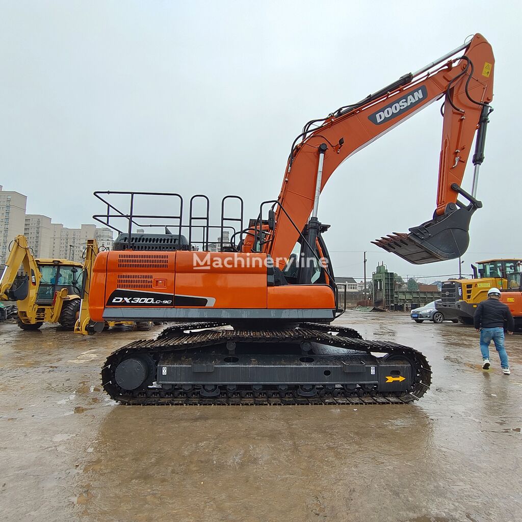 Doosan DOOSAN DX300LC-9C bager guseničar