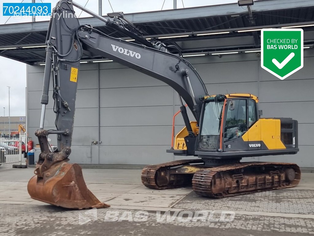 Volvo EC220 E L bager guseničar