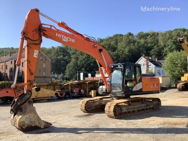 Hitachi ZX210LC-5B bager guseničar