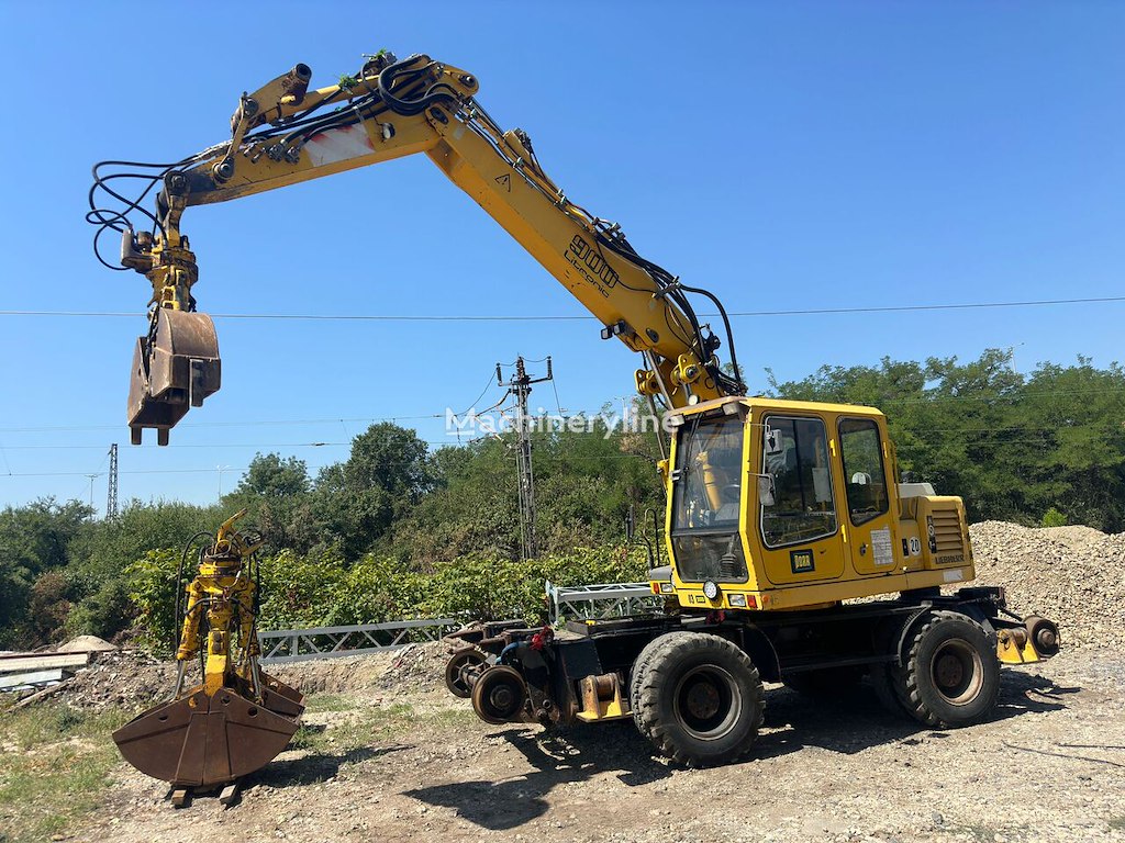 Liebherr A900ZW bager na šinama