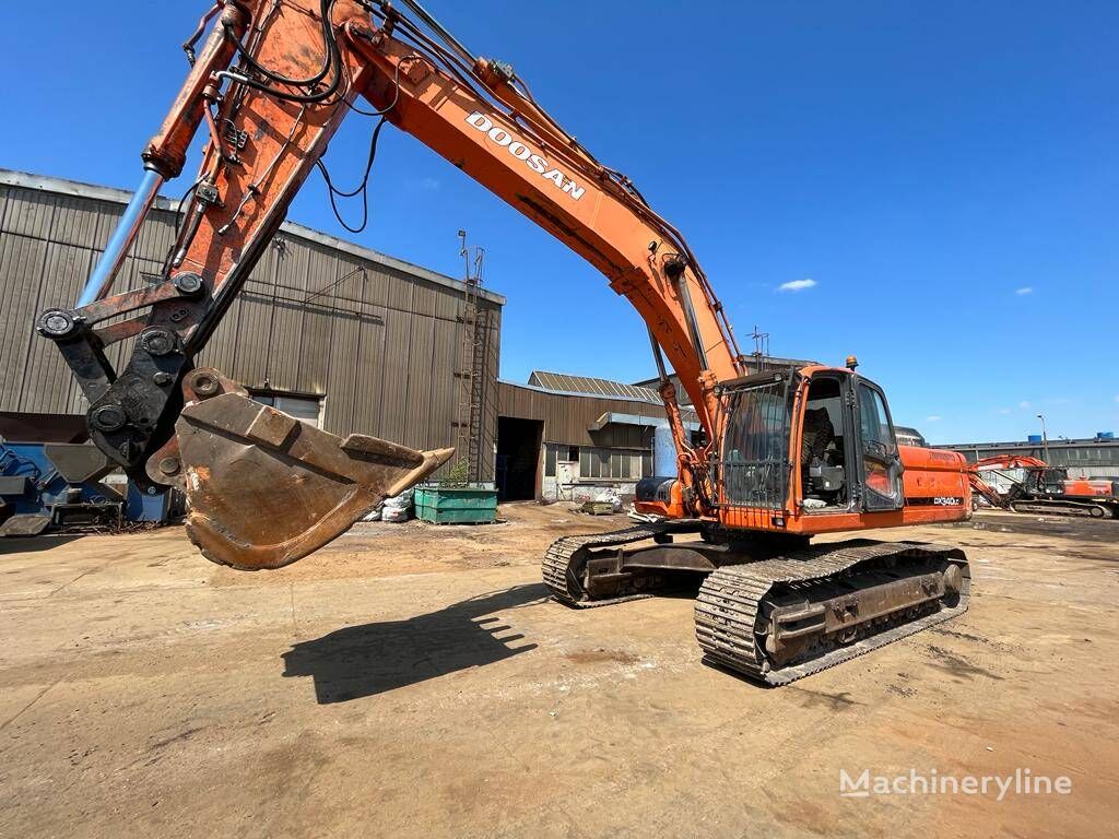 Doosan DX 340 LC bager guseničar