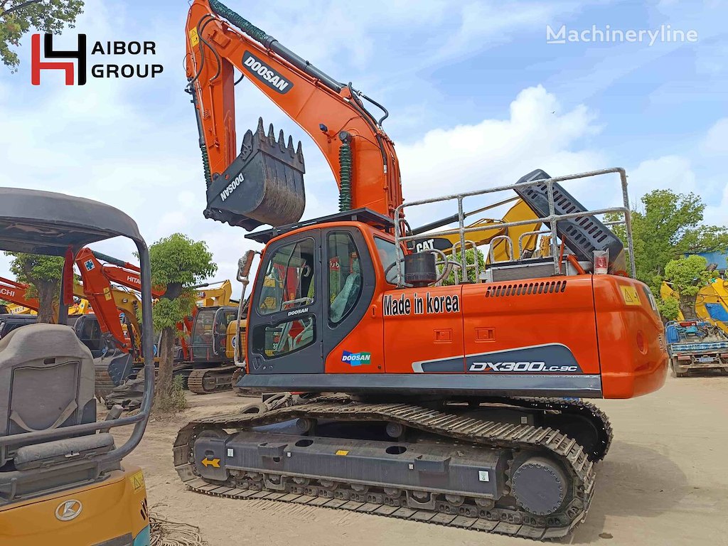 Doosan DX300LC DH300LC DH300 300 bager guseničar