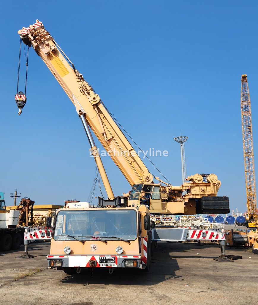 Liebherr LTM 1400 pokretna dizalica